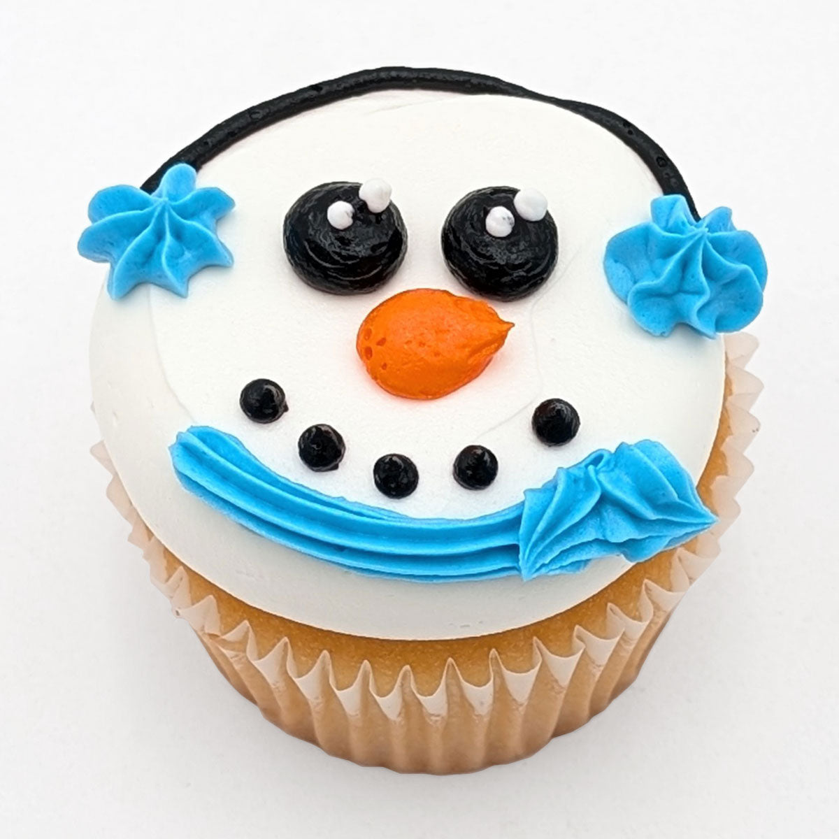 Medium Cupcake: Blue Snowman – Deerfields Bakery