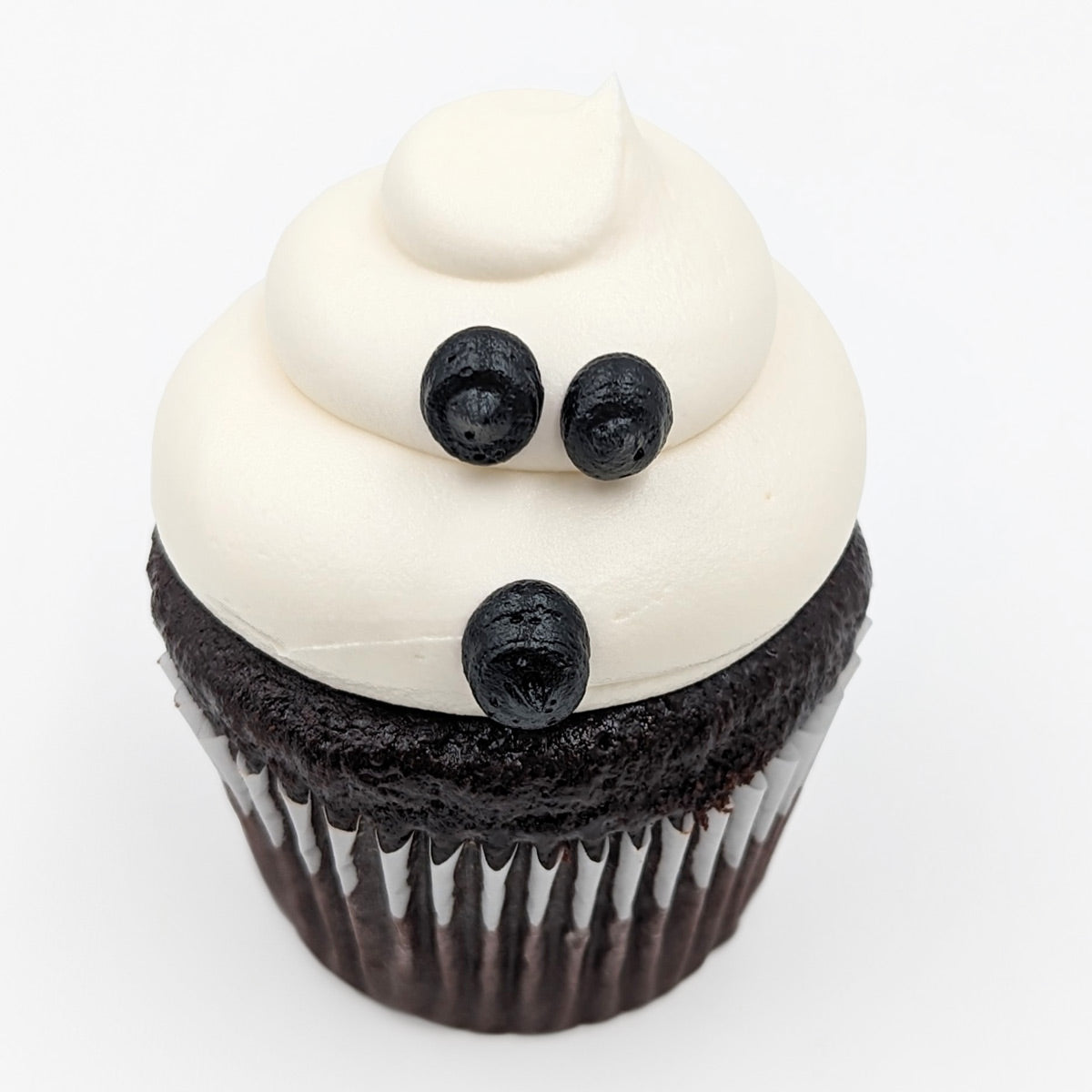 Medium Cupcake: Ghost Local Deerfield's Bakery – Deerfields Bakery