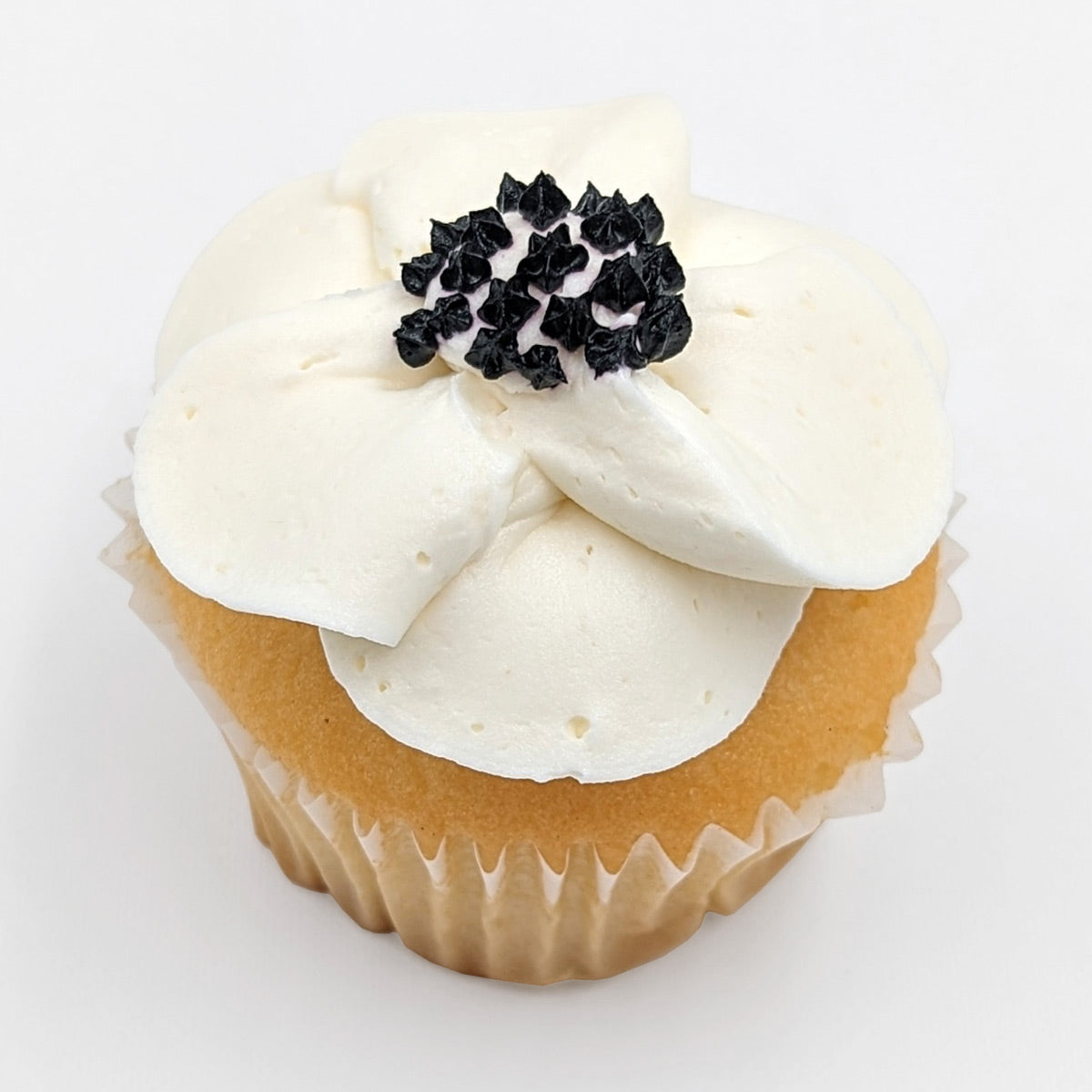 Simple White Flower Cupcake – Deerfields Bakery