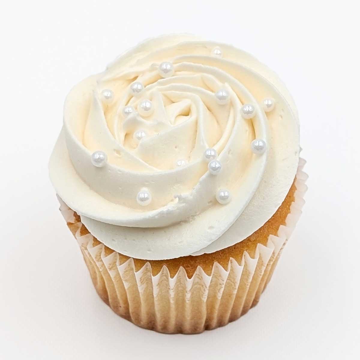 Pearl Dragee Medium Cupcake – Deerfields Bakery