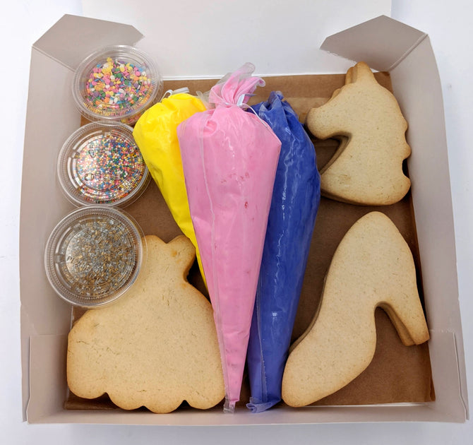 DIY Decorating Kits – Deerfields Bakery