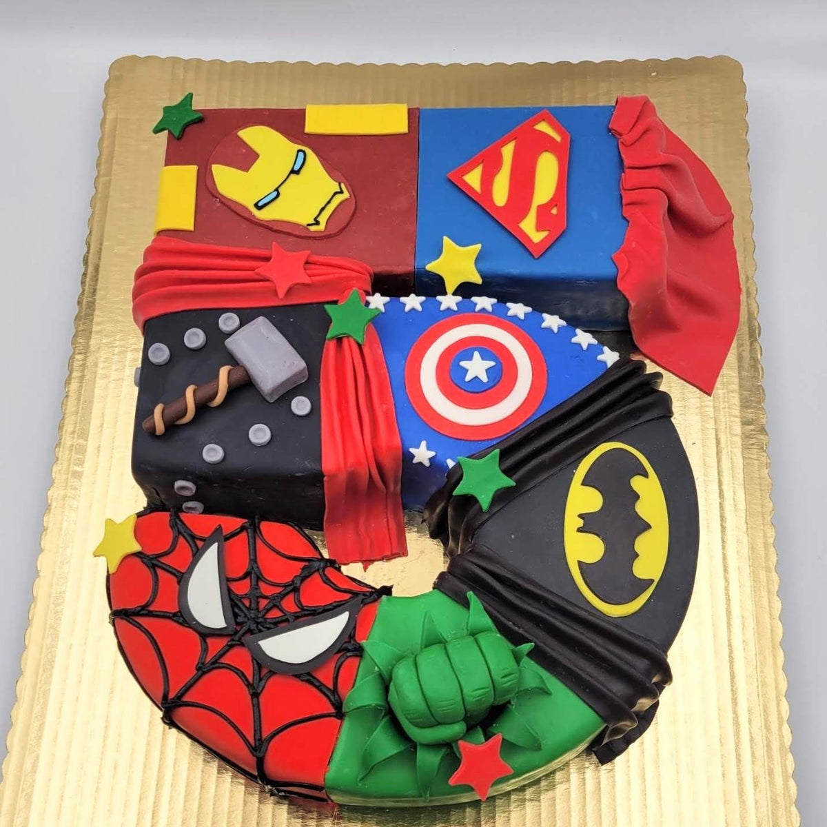 Super Hero Number – Deerfields Bakery