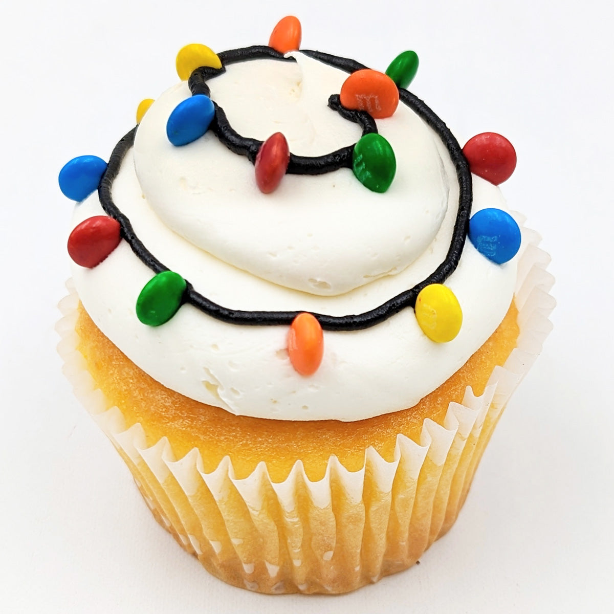 Large Cupcake: Christmas Lights – Deerfields Bakery